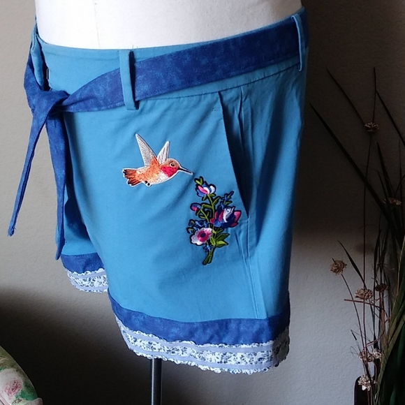 Up-Cycled by Dama Fortuna | Shorts | Upcycled Repurposed Hummingbird ...